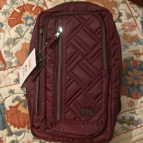 lug | Bags | Nwt Lug Tailback Slingwine | Poshmark